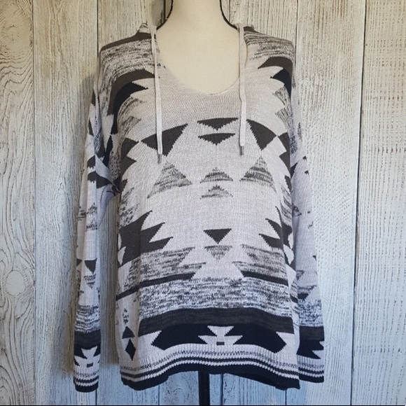 American Eagle Outfitters | Sweaters | American Eagle Knit Hooded ...